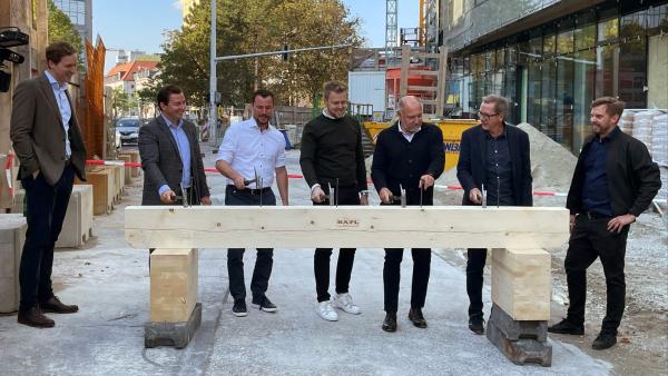 Gleichenfeier für das Hochhausprojekt „High Five“ am Linzer Bulgariplatz